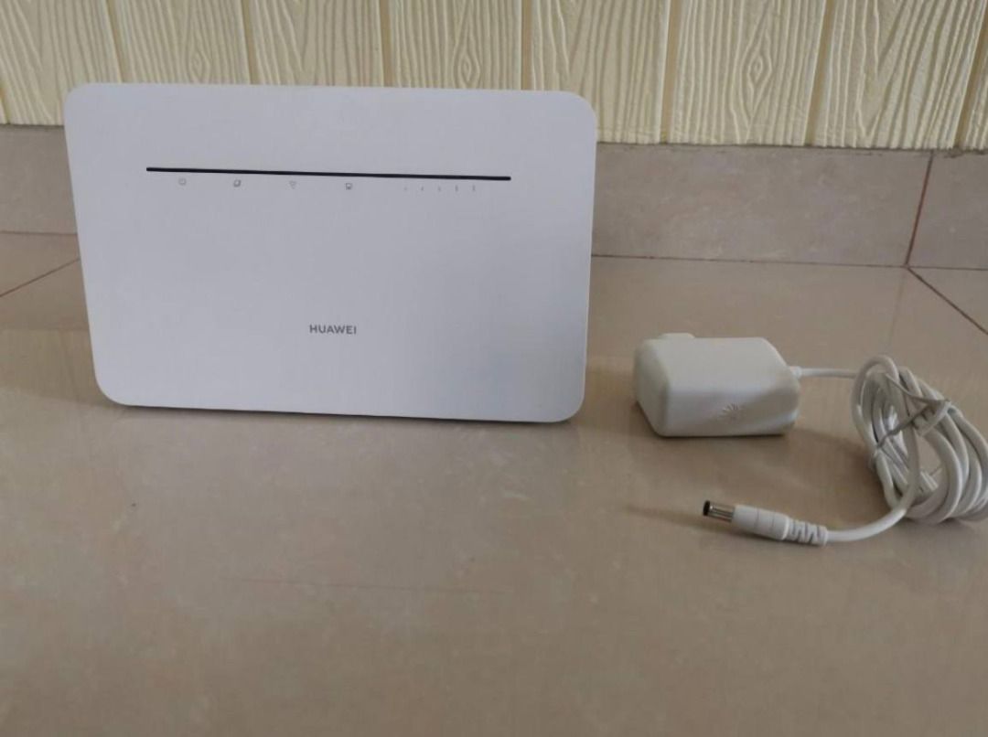 Huawei B316-855 4G router Wi-Fi Wifi, 手提電話, 其他裝置 - Carousell