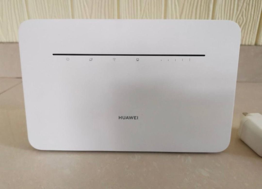 Huawei B316-855 4G router Wi-Fi Wifi, 手提電話, 其他裝置 - Carousell