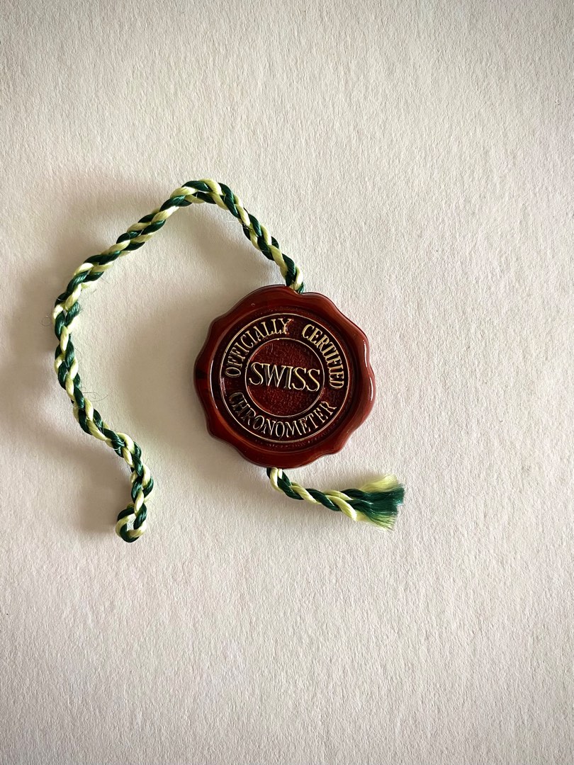 *In stock* Like new Authentic Red Rolex multiple crown hologram wax ...