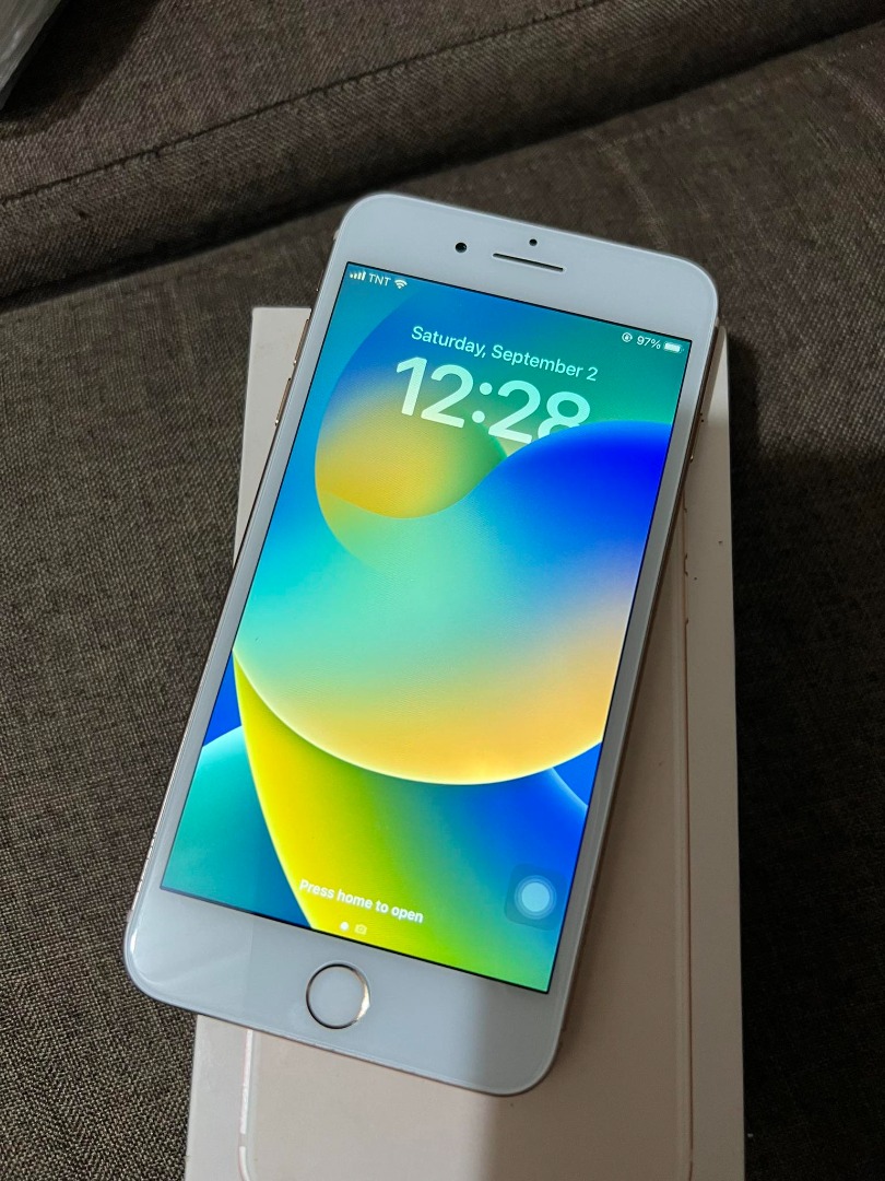 iPhone 8+ Rose Gold 64GB Factory Unlocked on Carousell