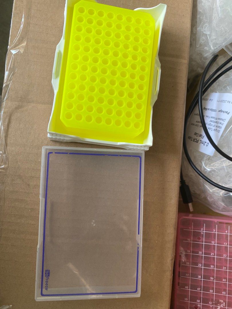 Cooling rack Isofreeze PCR Rack PCR Color change rack on Carousell