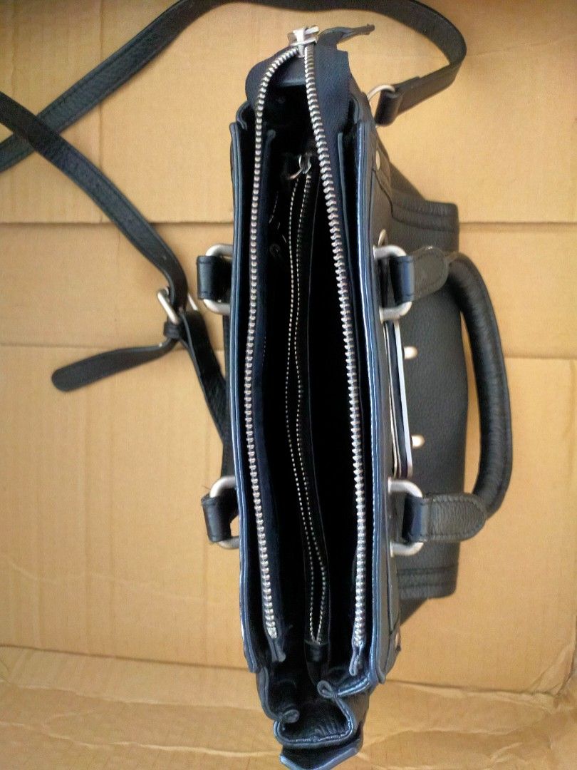 Leather ala coach, Women's Fashion, Bags & Wallets, Cross-body Bags on ...