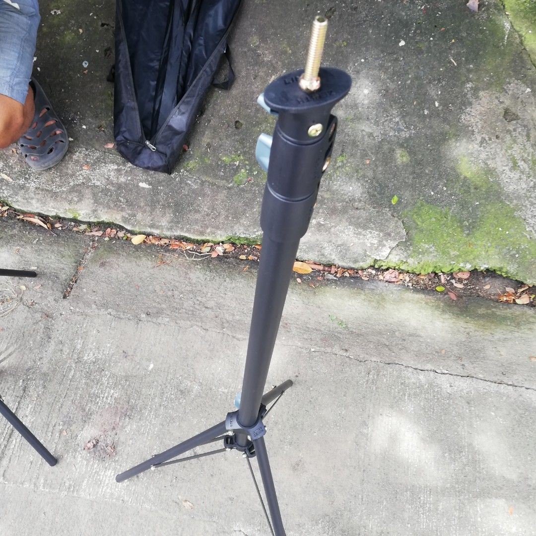 Linco zenith series 8 tripod, Photography, Cameras on Carousell