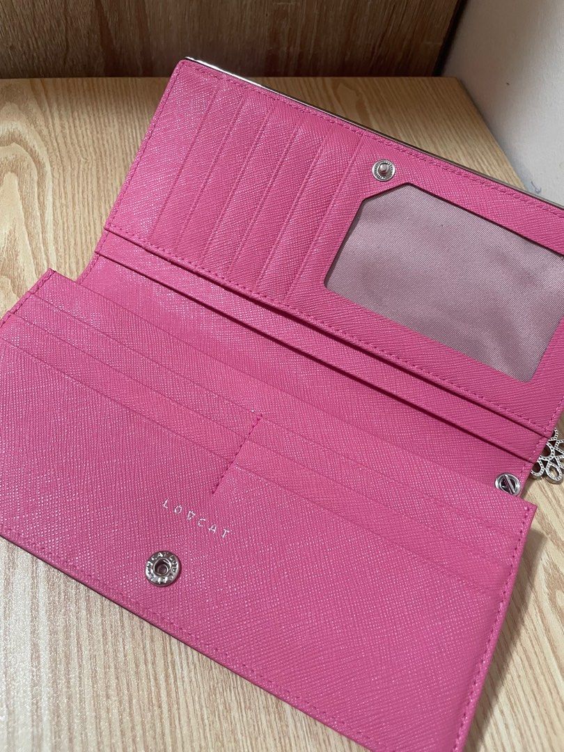 LOVCAT slim wallet on Carousell