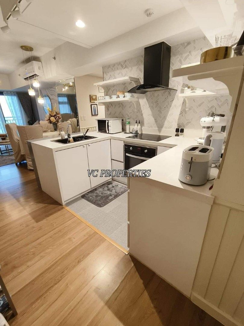 LUXURIOUS 2BR unit at Solstice Tower 2 Circuit Makati on Carousell