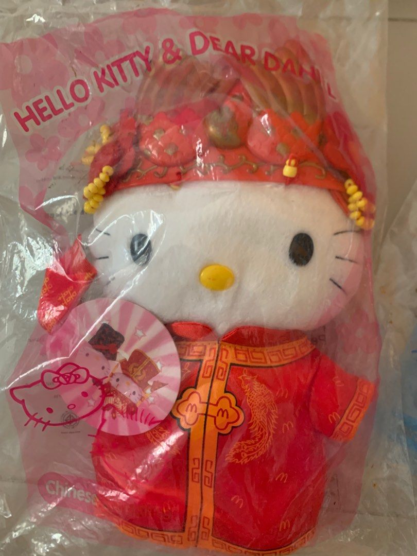 Macdonald Hello Kitty Chinese Wedding Plushies, Hobbies & Toys, Toys ...