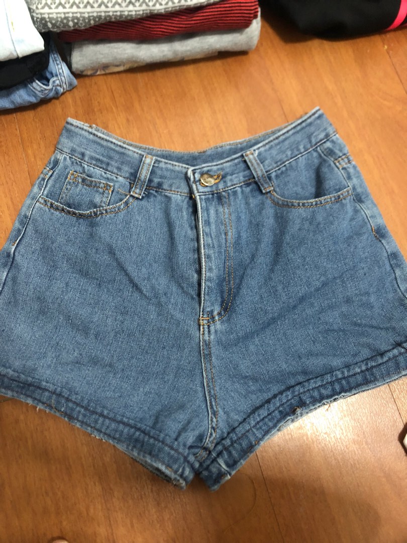 Maong Short, Women's Fashion, Bottoms, Shorts on Carousell