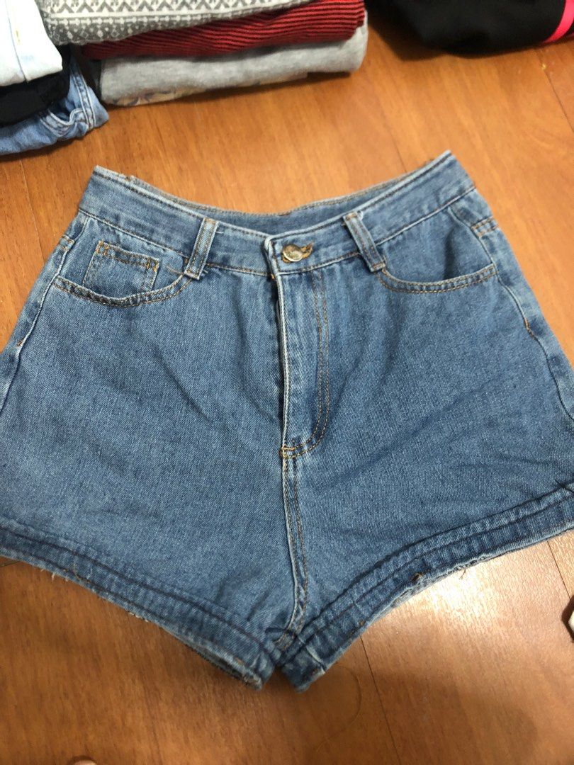 Maong Short, Women's Fashion, Bottoms, Shorts on Carousell