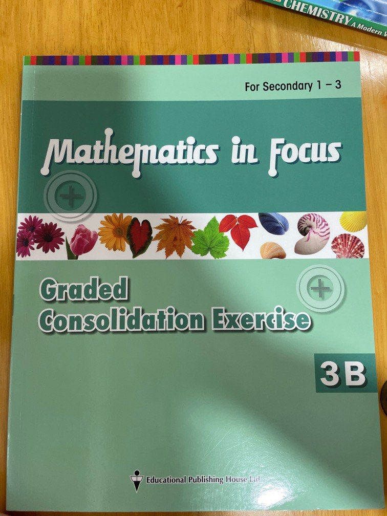 Mathematics in focus- 3B, 興趣及遊戲, 書本 & 文具, 教科書 - Carousell