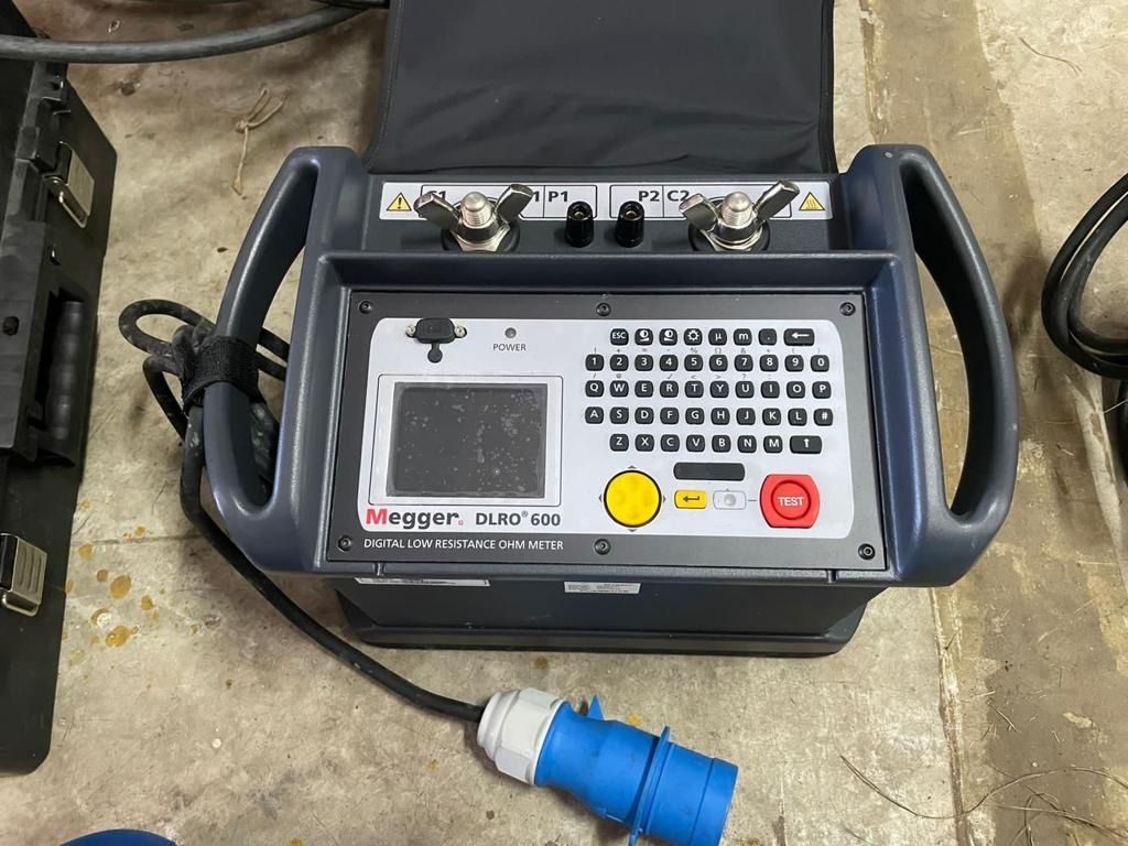 Megger DLRO600 600 A MICRO-OHMMETER, TV & Home Appliances, Electrical ...