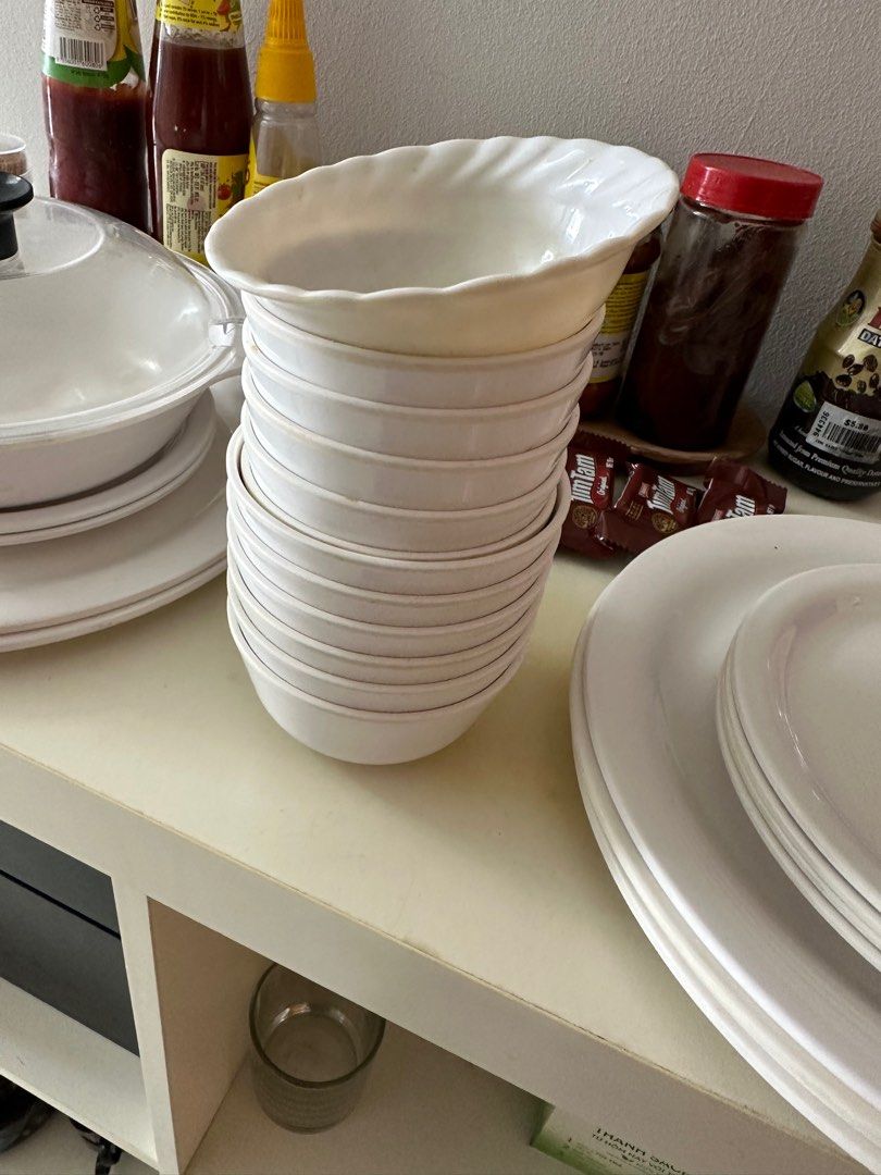 Milton Dinner Set, Furniture & Home Living, Kitchenware & Tableware ...