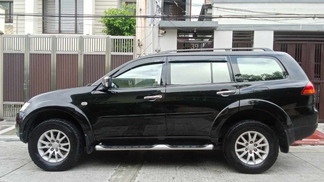 Mitsubishi montero 2012 Mitsubishi Montero Gls se 4x4 AT Auto on Carousell