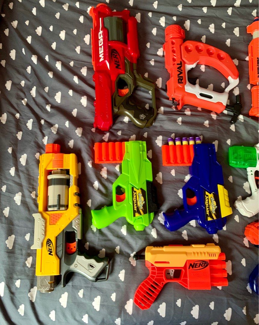 Nerf Guns Pistols, Hobbies & Toys, Toys & Games on Carousell