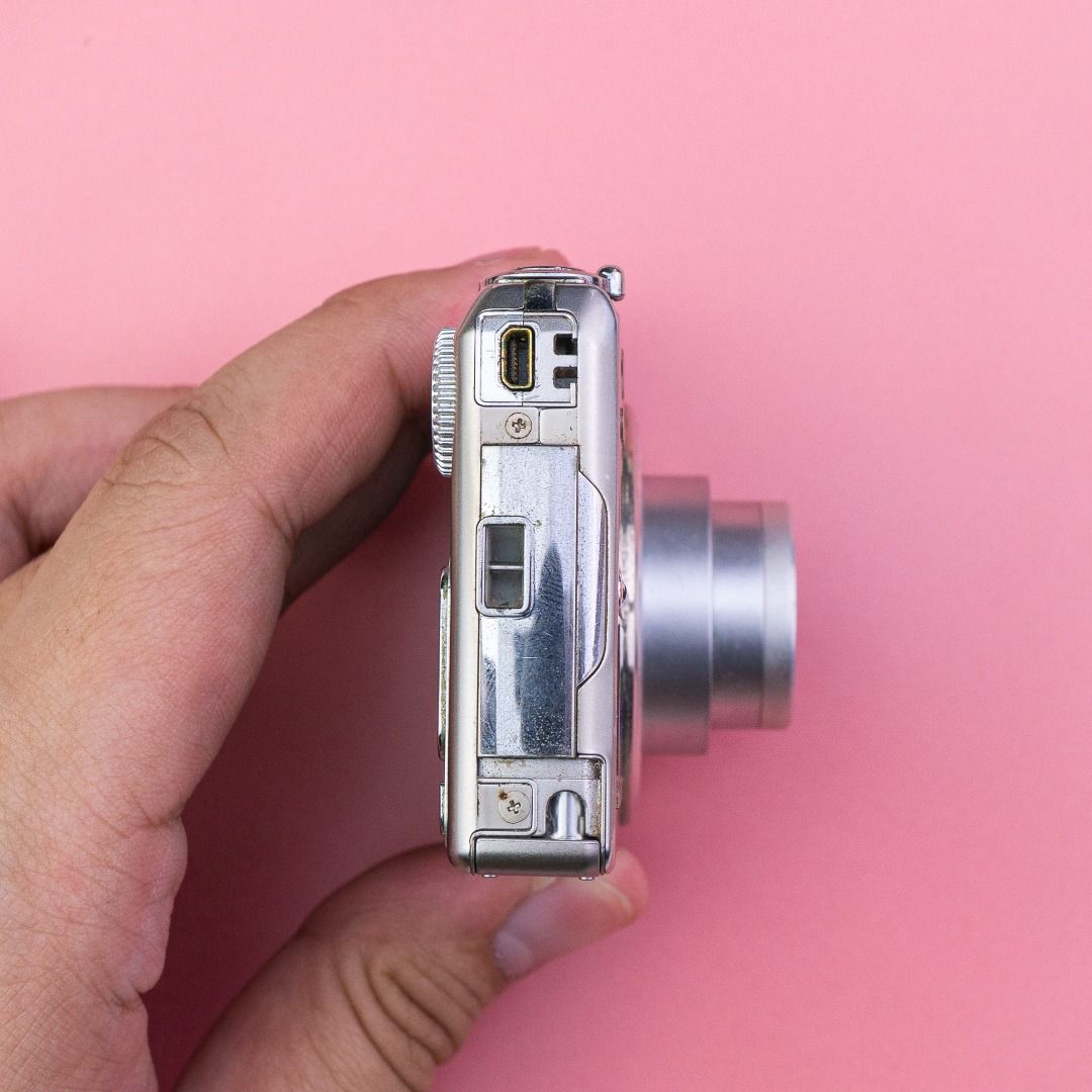 Olympus FE-280 8.0MP digicam/digital camera, Photography, Cameras on Carousell