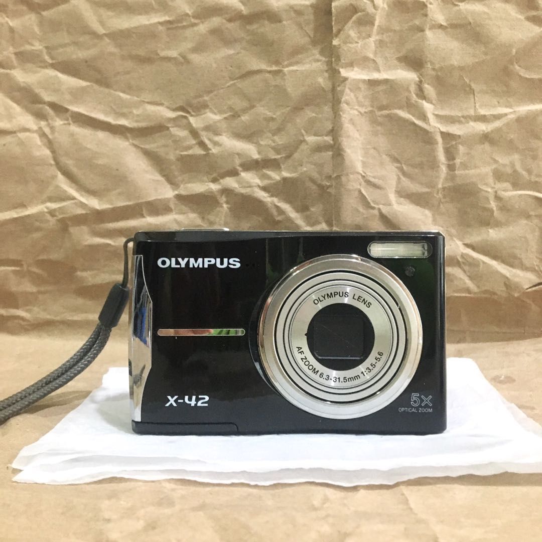 [SOLD]Olympus x-42 x42 ccd digital camera y2k, Photography, Cameras on Carousell