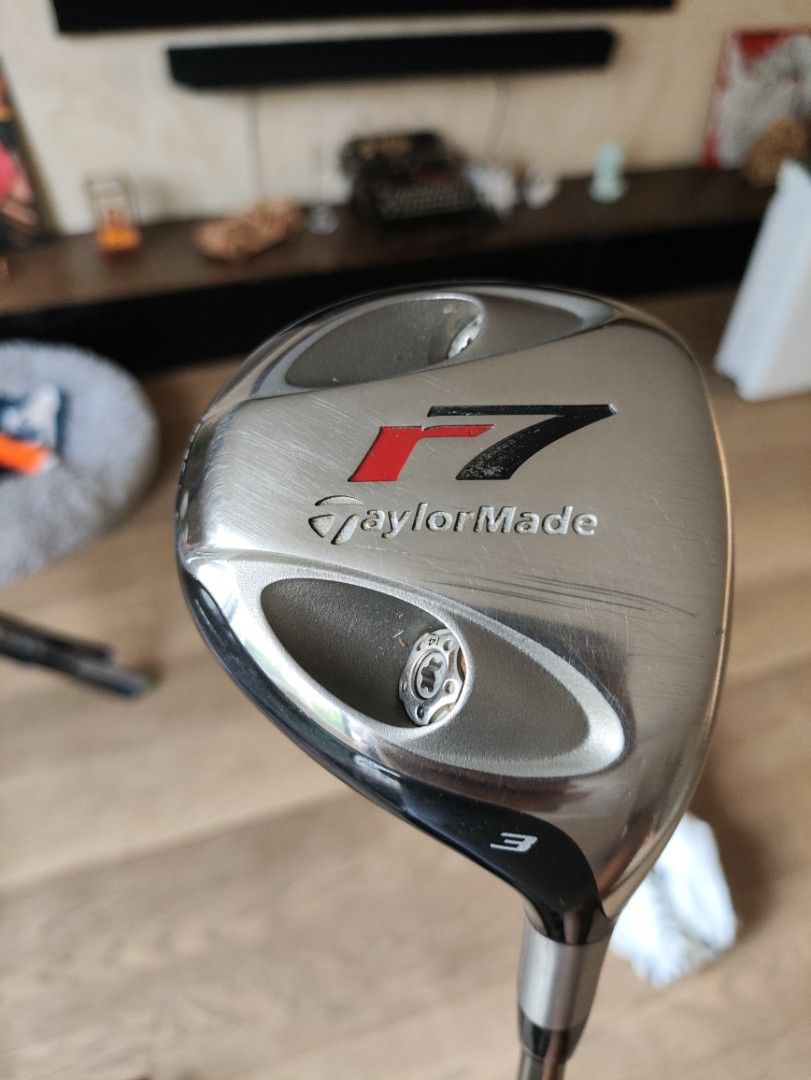 Onoff forged iron set 4-pw + Taylormade R7 Japan tour spec 3 wood, 運動產品 ...