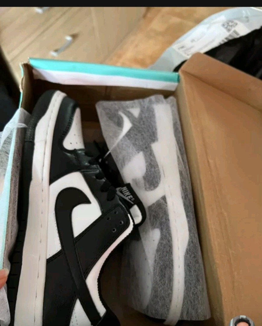 Panda dunk low, Men's Fashion, Footwear, Shoe inserts & accessories on ...