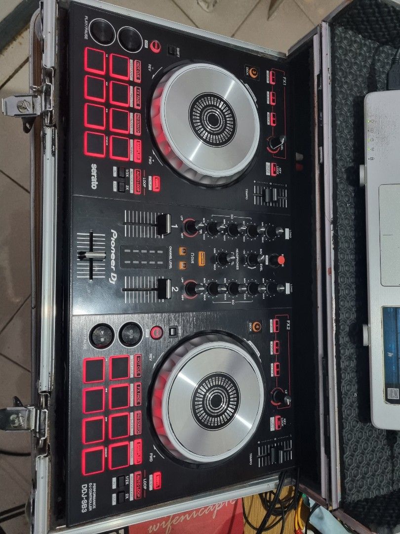 Pioneer DDJ SB3 with tourcase, Audio, Portable Music Players on Carousell