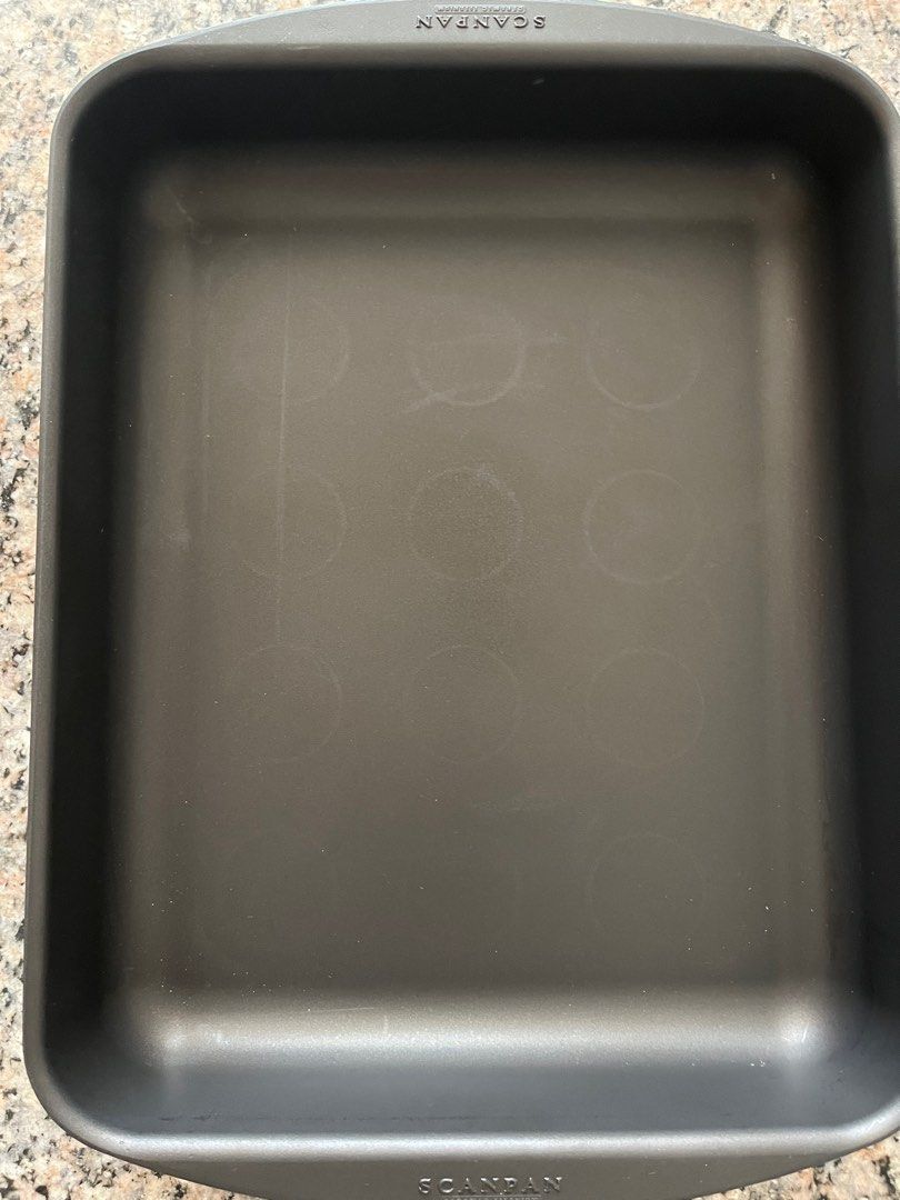 Scanpan Titanium baking/roasting dish, Furniture & Home Living ...