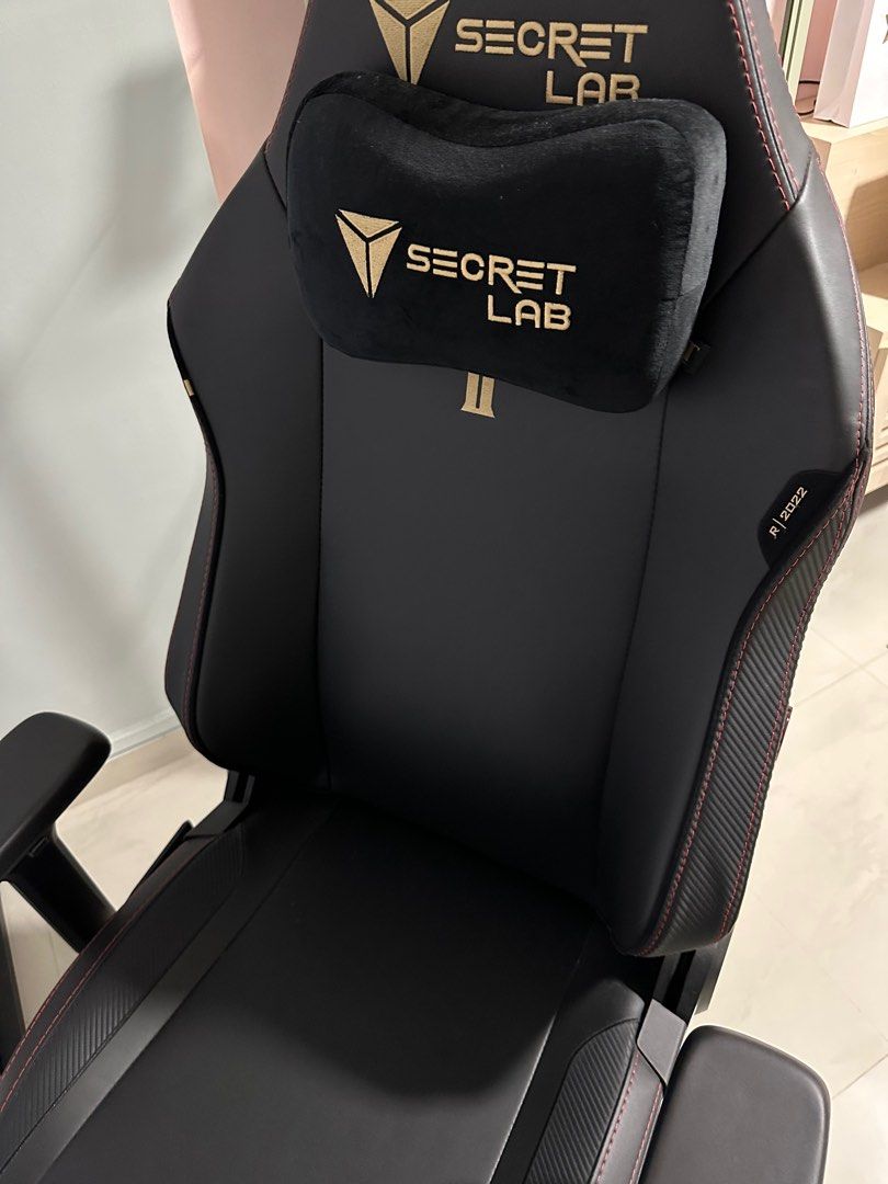 Secret Lab Gaming Chair, Furniture & Home Living, Furniture, Chairs on ...