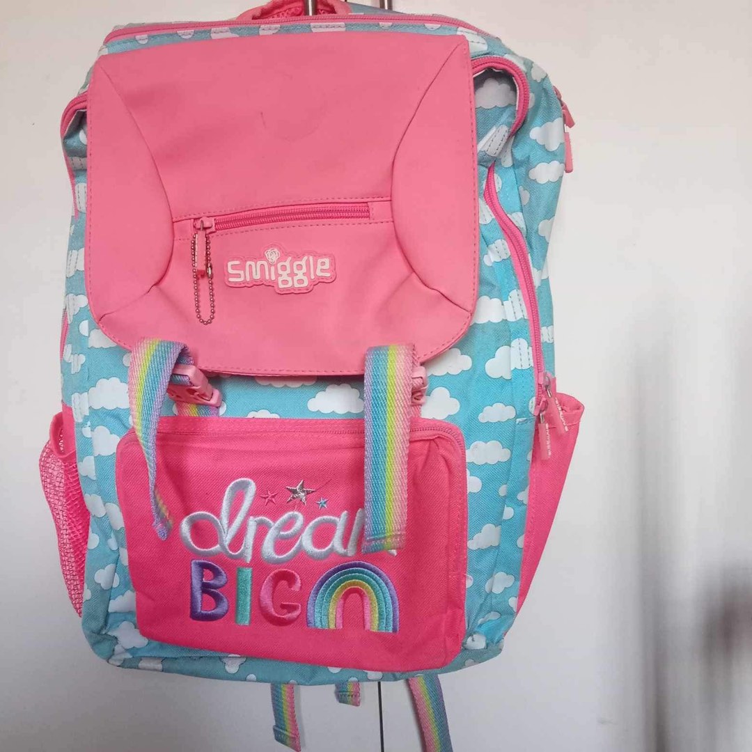 Smiggle on Carousell