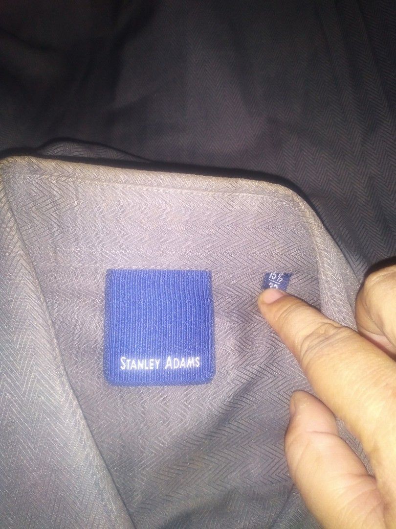 Stanley adams size M, Fesyen Pria, Pakaian , Atasan di Carousell