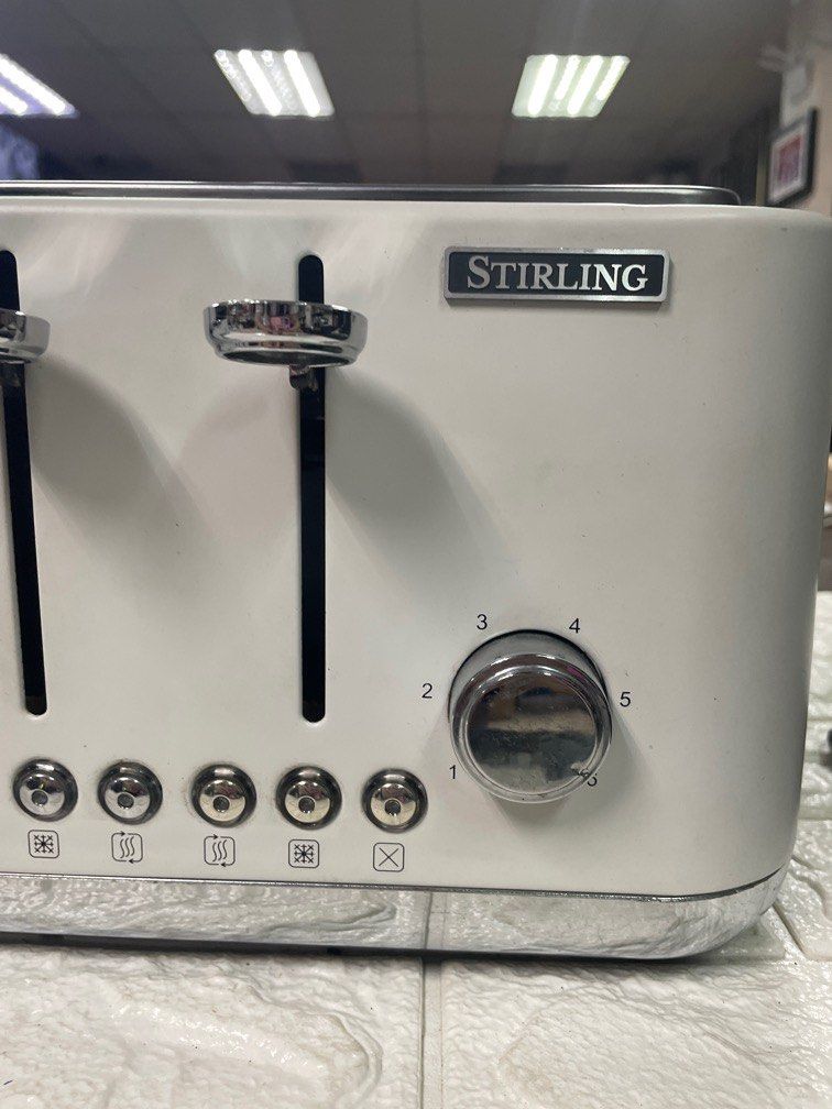 Stirling 4 Slice Bread Toaster White, TV & Home Appliances, Kitchen ...