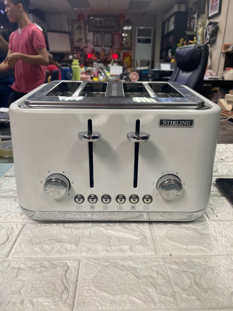 Stirling 4 Slice Bread Toaster White, TV & Home Appliances, Kitchen ...