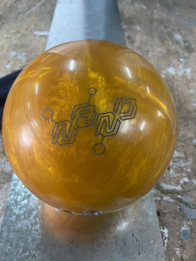 Storm Marvel Marx Gold Bowling Ball, Sports Equipment, Sports & Games ...