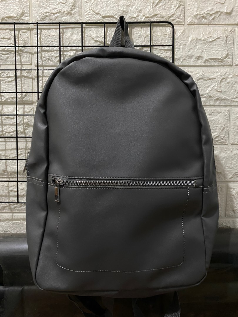 Tas ransel miniso, Fesyen Wanita, Tas & Dompet di Carousell