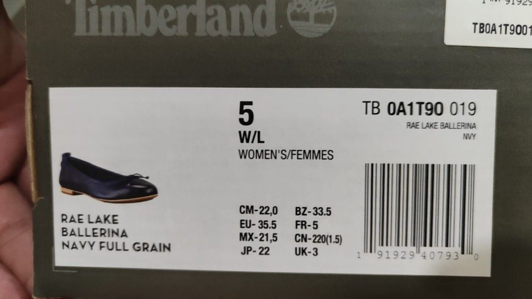 Timberland flats, Women's Fashion, Footwear, Flats on Carousell