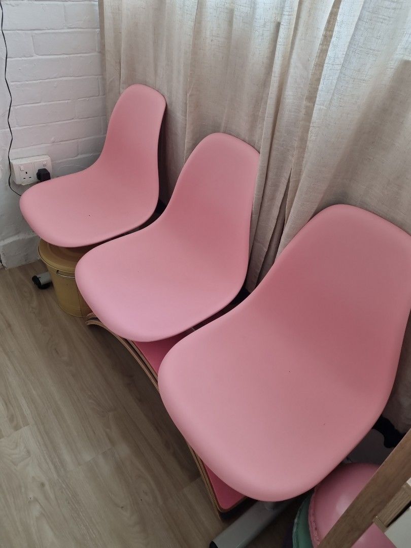 Triple Chair, Furniture & Home Living, Furniture, Chairs on Carousell