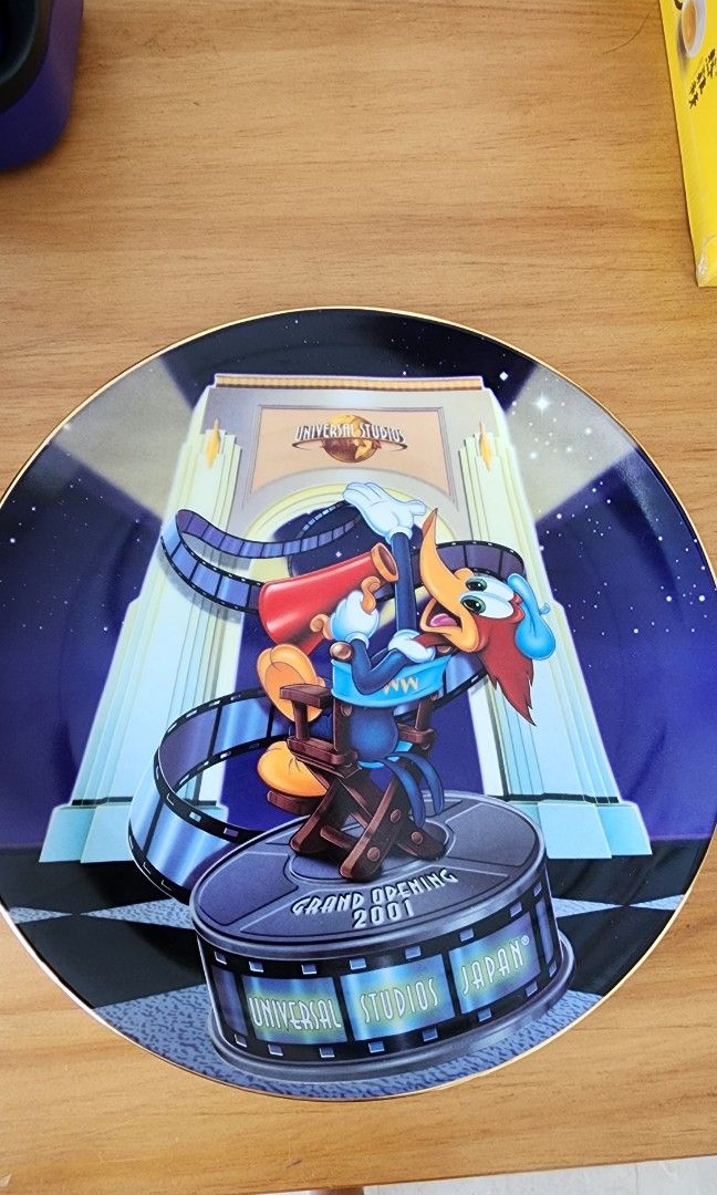 Universal Studios Grand Opening 2001 Plate, Hobbies & Toys, Memorabilia ...