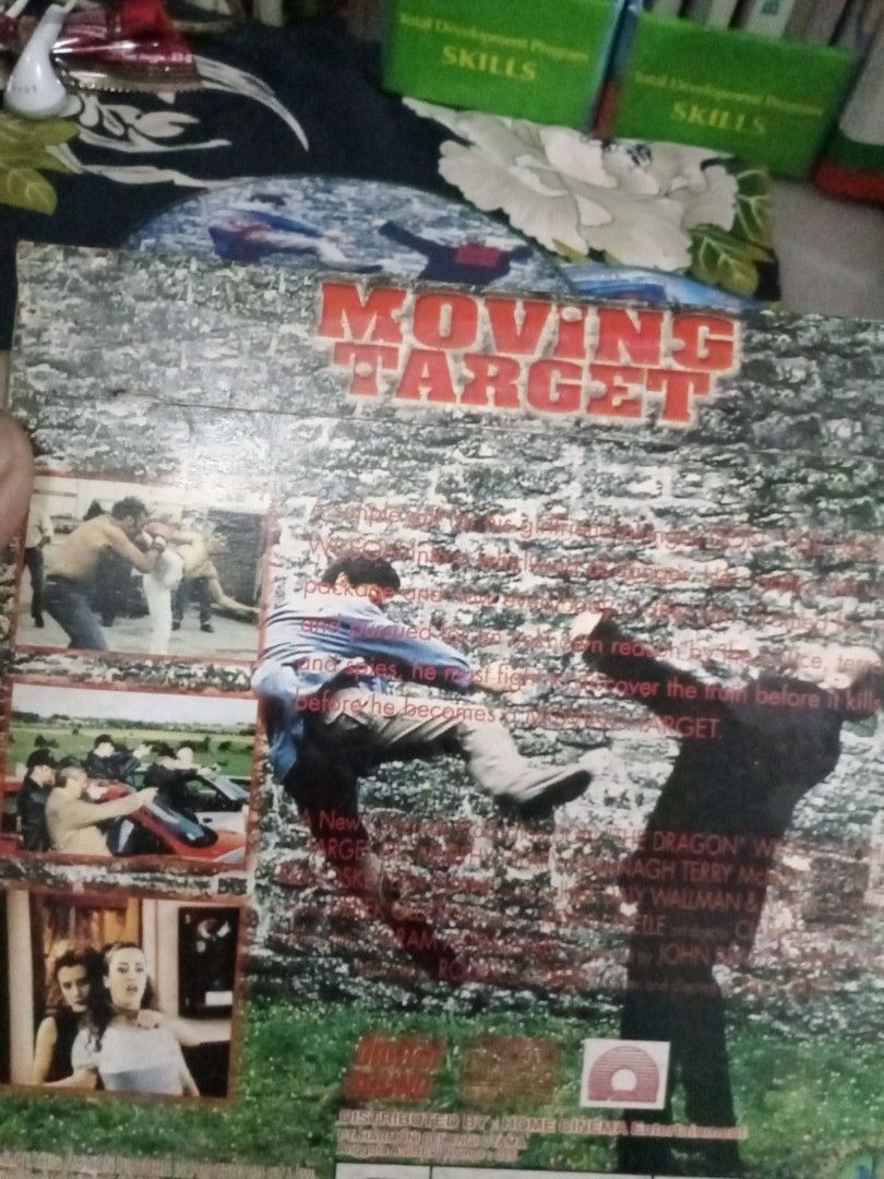 VcD laga MovinG taRgEt 1988, Musik & Media, CD, DVD & Lainnya di Carousell
