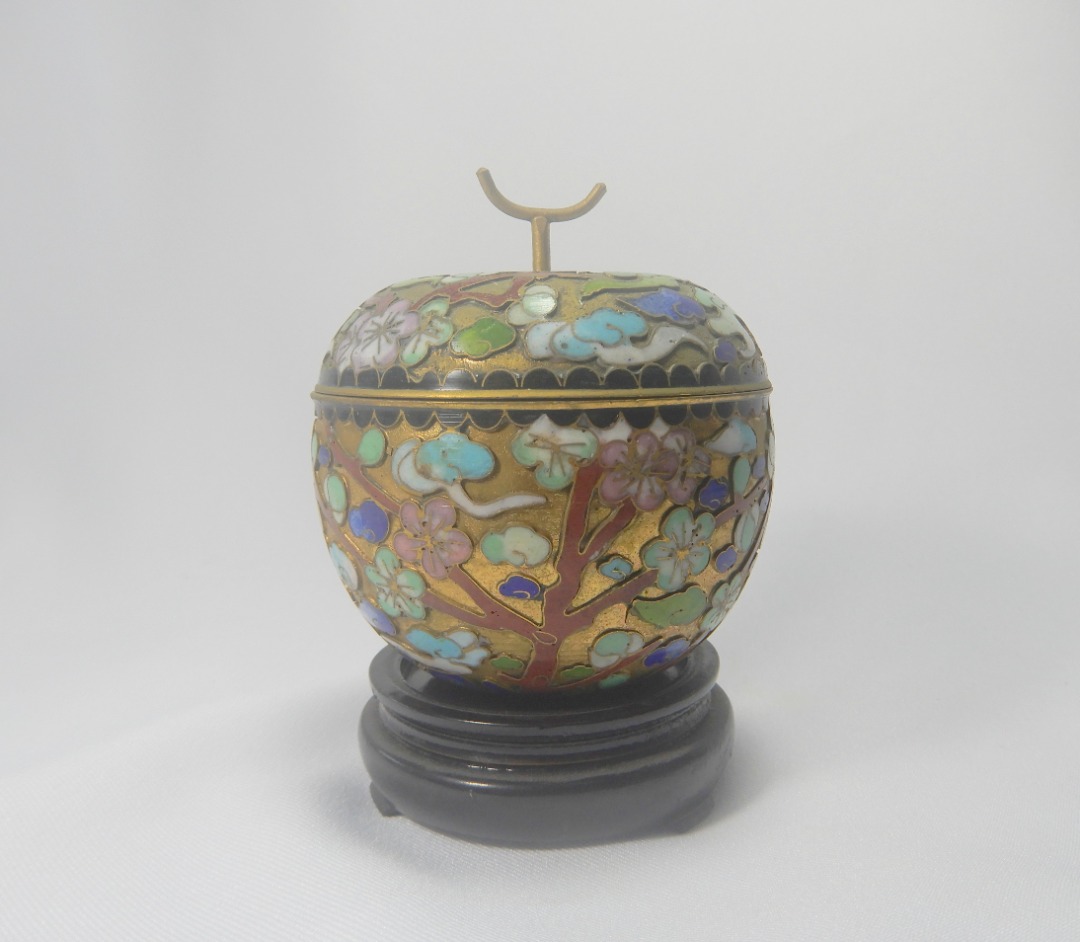Vintage Chinese coisonne trinket box display stand circa early to mid ...