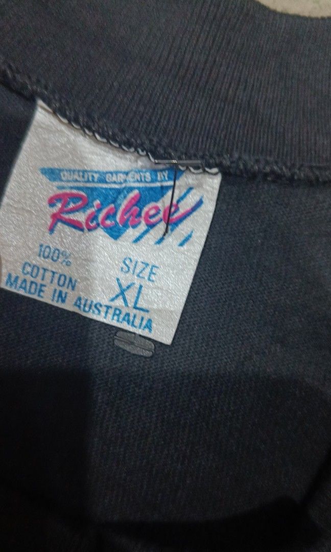 Vintage Hard Rock Sydney, Men's Fashion, Tops & Sets, Tshirts & Polo ...