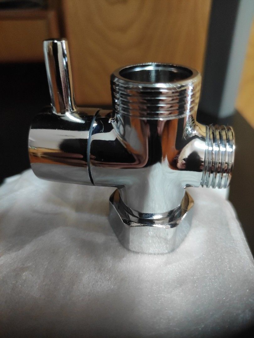 Water 1 in 2 out Control Valve Connector, TV & Home Appliances, Kitchen ...