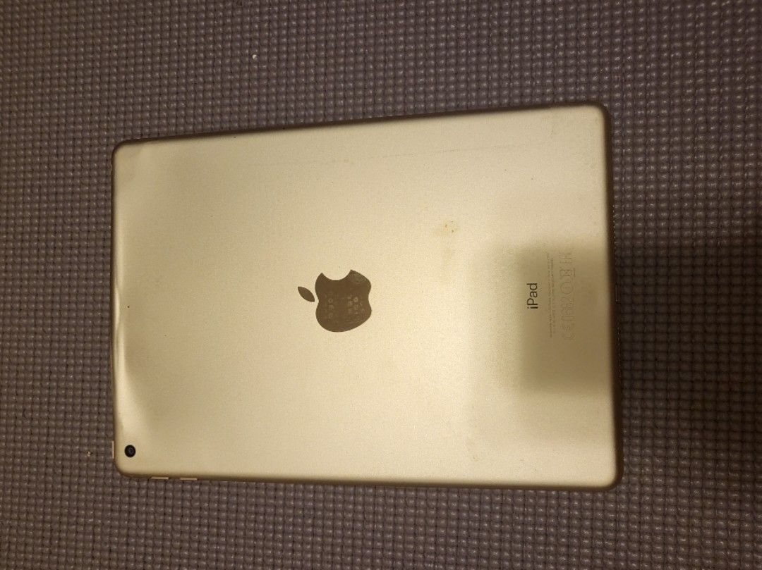 5th gen ipad, model A1288, Mobile Phones & Gadgets, Tablets, iPad on ...