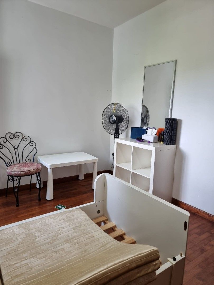 688b Woodlands Drive 75, Property, Rentals, Room Rentals on Carousell