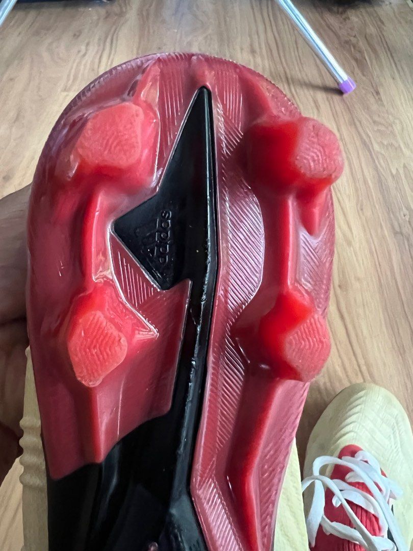 Adidas Predator Control Skin 7.5 UK 26cm 1st Grade, Women's Fashion ...