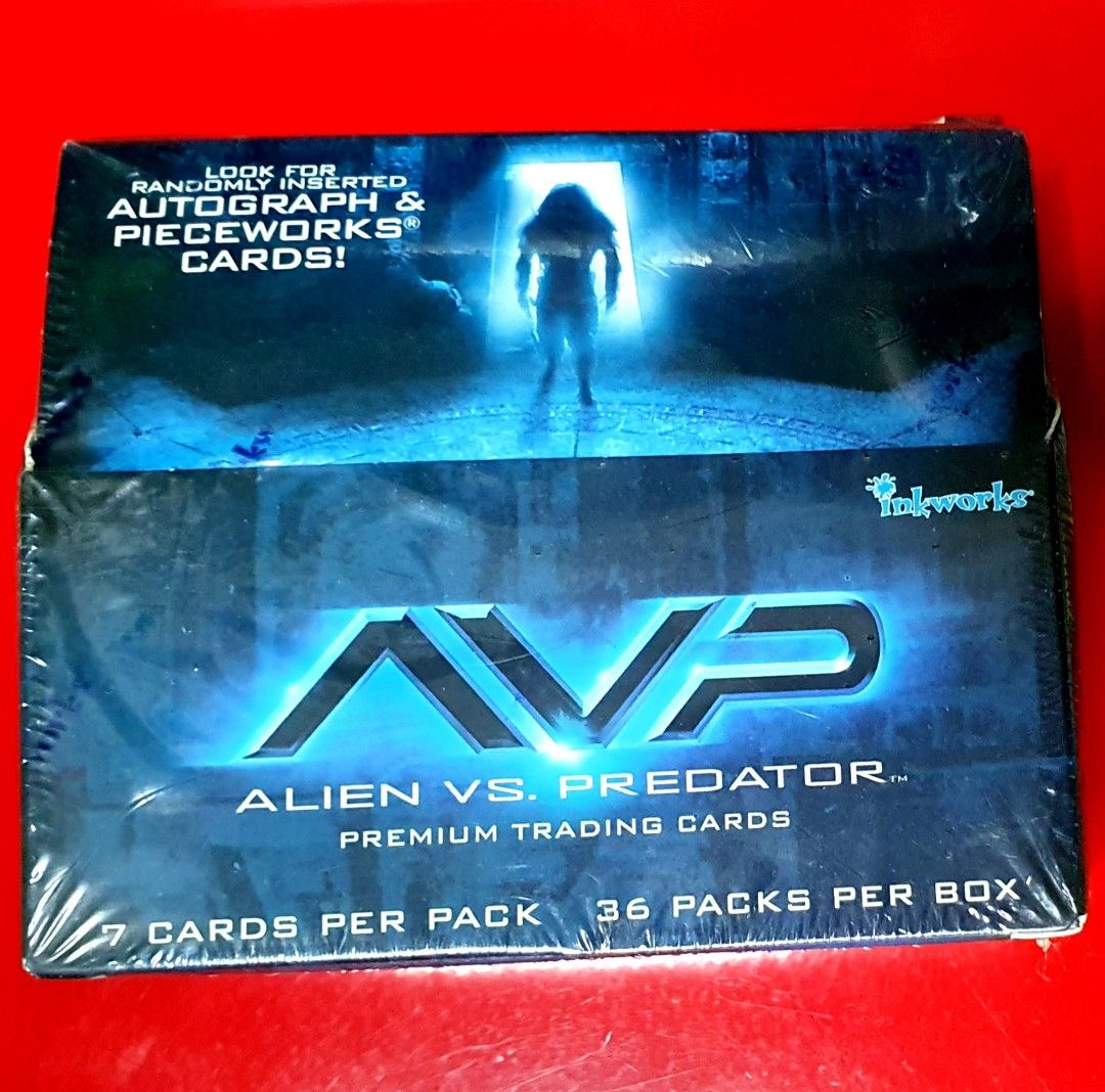 Alien vs Predator AVP Premium Trading Cards Box (36 Packs/7 Cards Per ...