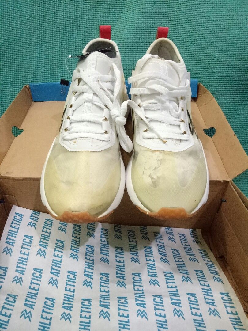 Athleta spacer v12, Fesyen Pria, Sepatu , Sneakers di Carousell