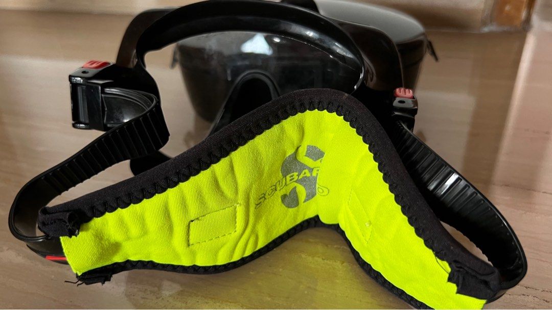 Atomic Aquatics Frameless Diving Mask, Sports Equipment, Other Sports ...