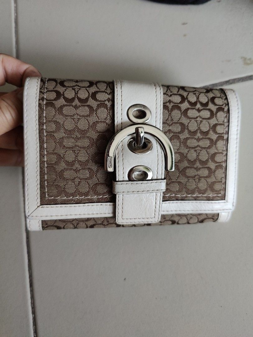 Authentic coach wallet, Women's Fashion, Bags & Wallets, Wallets & Card ...