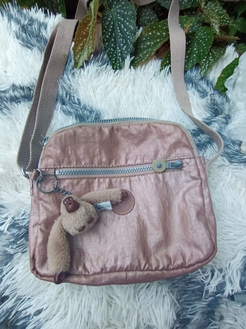 Authentic Kipling Keefe Crossbody, Women's Fashion, Bags & Wallets ...