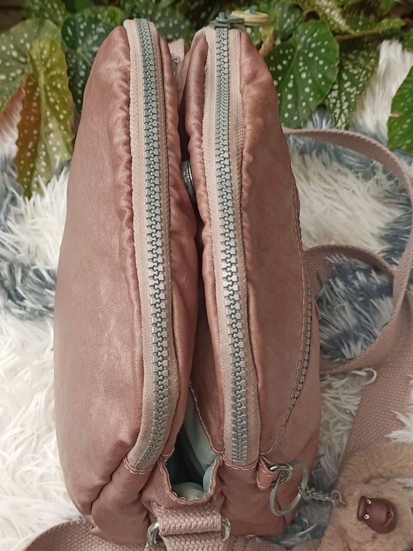 Authentic Kipling Keefe Crossbody, Women's Fashion, Bags & Wallets ...