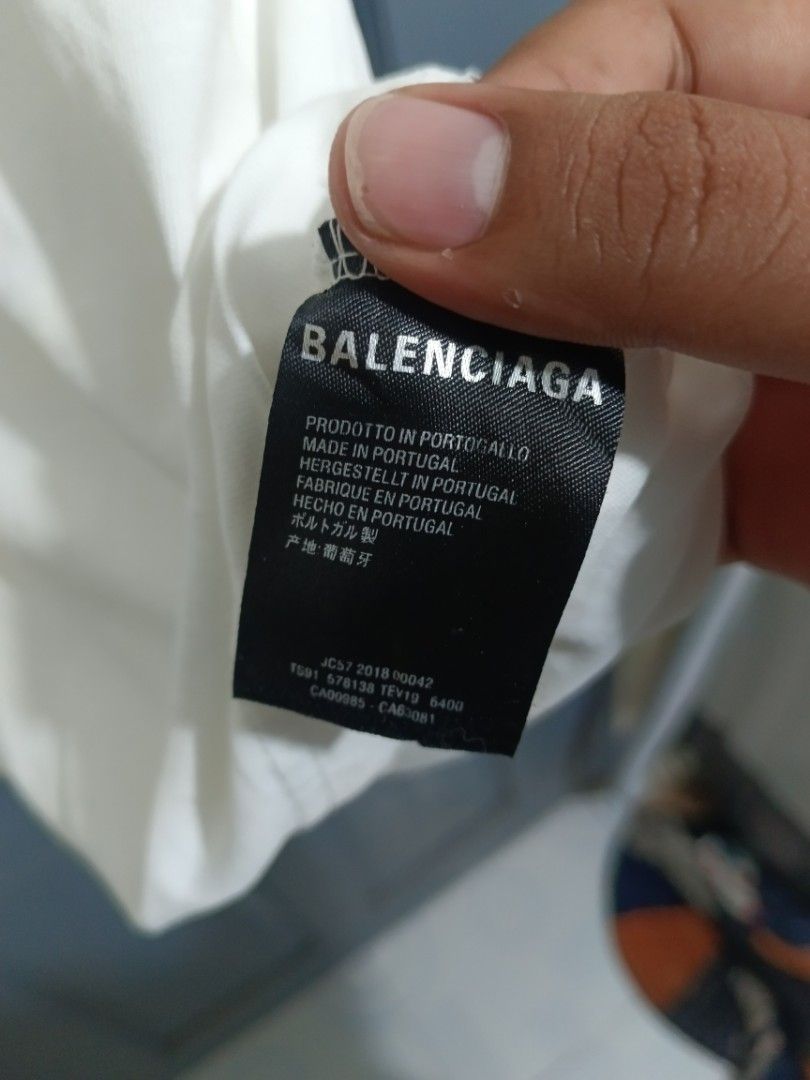 BALENCIAGA BASIC LOGO, Men's Fashion, Tops & Sets, Tshirts & Polo ...