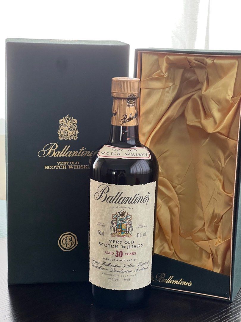 Ballantine Aged 30 years Blended Scotch Whisky, Food & Drinks ...