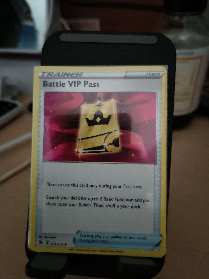 Battle VIP pass, Hobbies & Toys, Toys & Games on Carousell