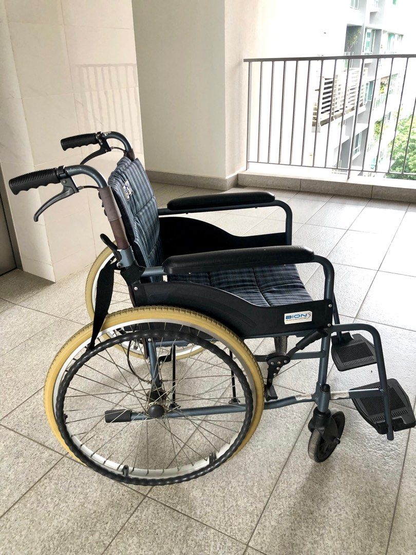 Bion Advance Foldable Wheelchair, Health & Nutrition, Assistive ...